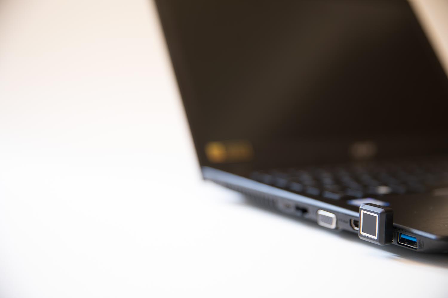 BIO-key SidePass: External USB Fingerprint Reader